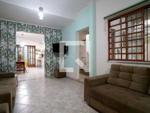 Casa / Sobrado para Locação em Sorocaba/SP Jardim Iguatemi 4 Quartos