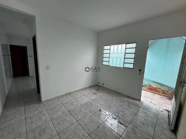 Casa / Sobrado para Locação em Sorocaba/SP Jardim São Camilo 2 Quartos
