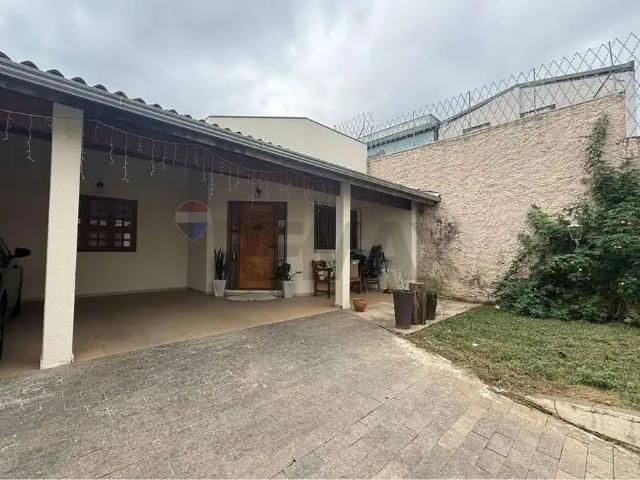 Casa / Sobrado para Locação em Sorocaba/SP Jardim São Carlos