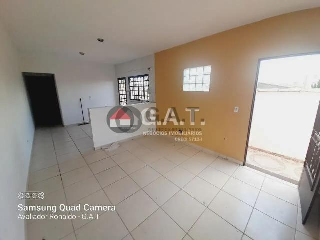 Casa / Sobrado para Locação em Sorocaba/SP Jardim São Carlos 2 Quartos