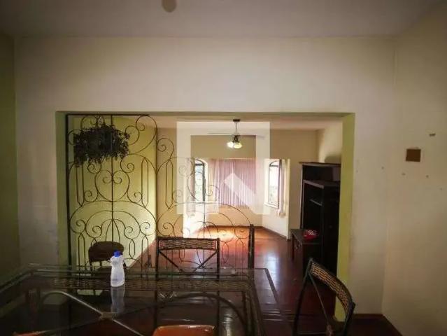 Casa / Sobrado para Locação em Sorocaba/SP Jardim Santa Fé 3 Quartos