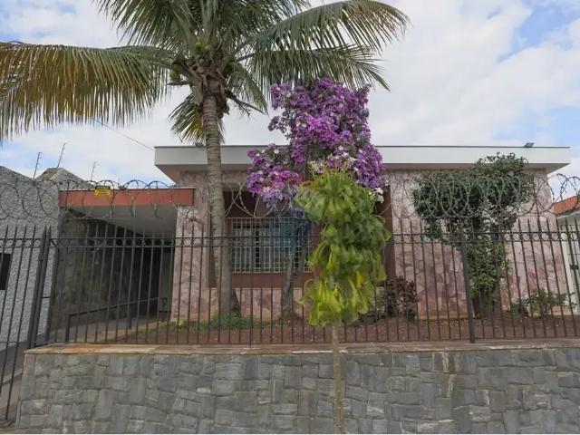 Casa / Sobrado para Locação em Sorocaba/SP Jardim Santa Rosália 4 Quartos