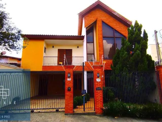 Casa / Sobrado para Locação em Sorocaba/SP Jardim Santa Rosália 3 Quartos