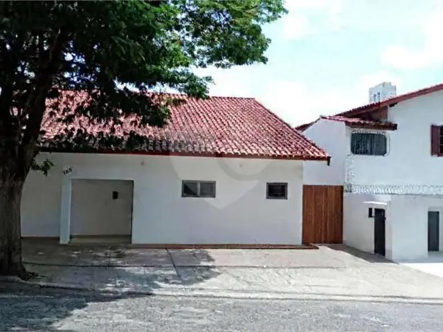 Casa / Sobrado para Locação em Sorocaba/SP Jardim Panorama 9 Quartos