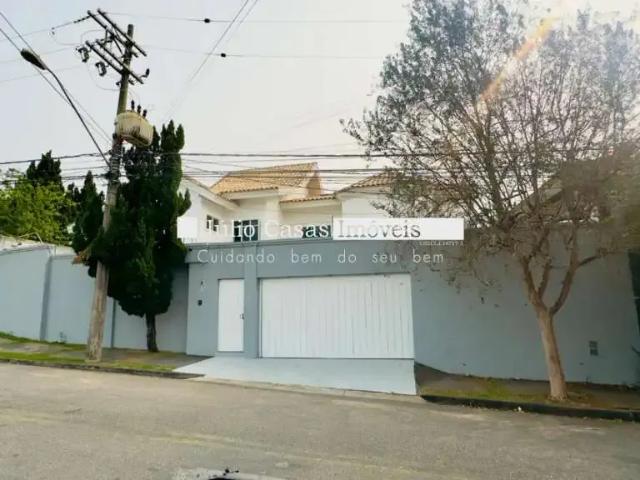 Casa / Sobrado para Locação em Sorocaba/SP Jardim Pires de Mello 4 Quartos