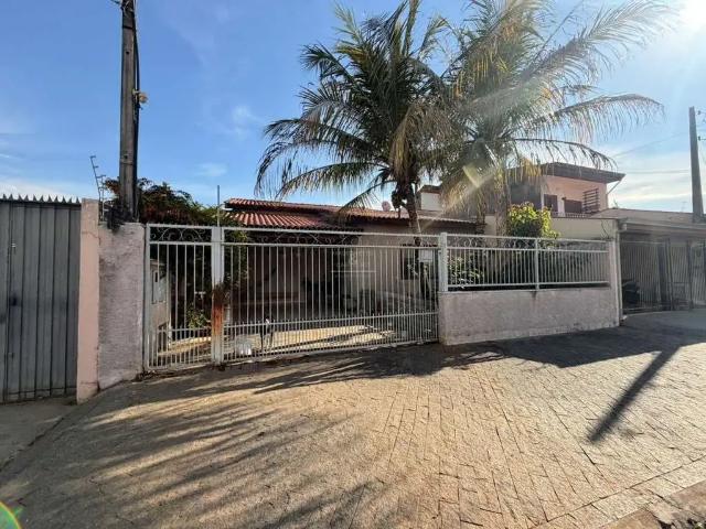 Casa / Sobrado para Locação em Sorocaba/SP Jardim Prestes de Barros 3 Quartos