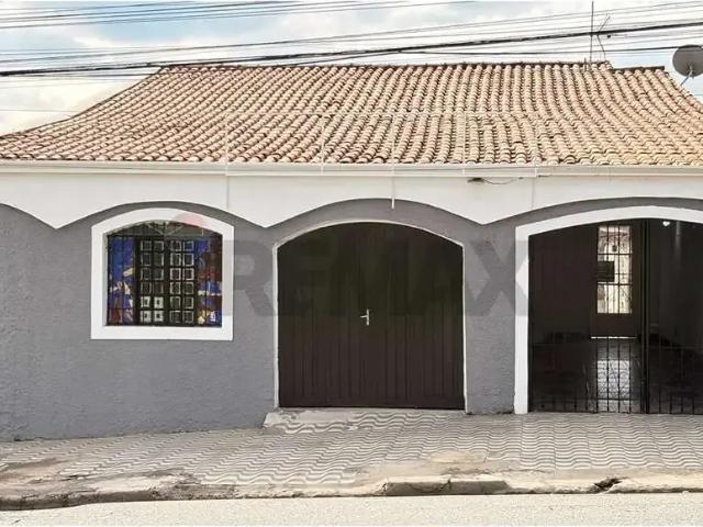 Casa / Sobrado para Locação em Sorocaba/SP Parque das Laranjeiras 3 Quartos