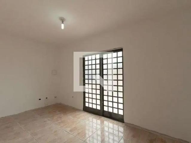 Casa / Sobrado para Locação em Sorocaba/SP Parque das Paineiras 3 Quartos