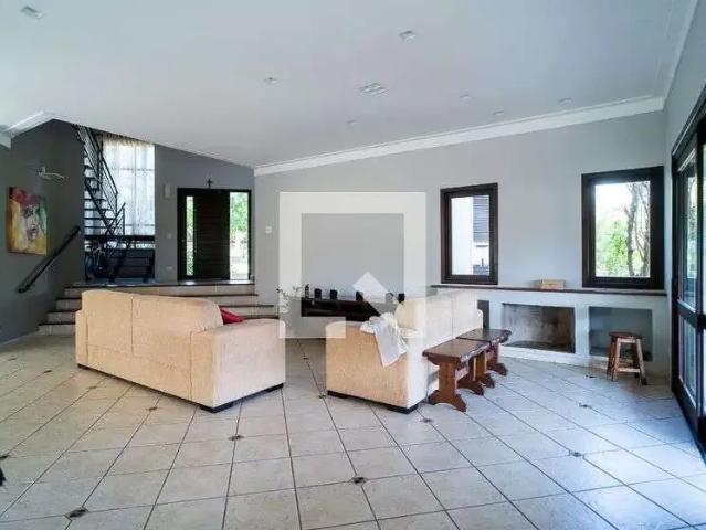 Casa / Sobrado para Locação em Sorocaba/SP Parque São Bento 4 Quartos