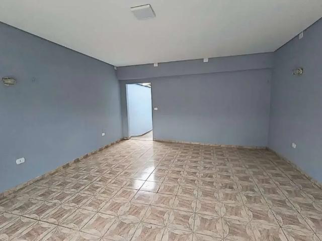 Casa / Sobrado para Locação em Salto/SP Vila Flora 3 Quartos