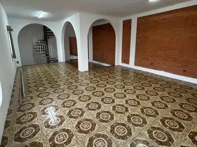 Casa / Sobrado para Locação em Salto/SP Vila Teixeira 2 Quartos