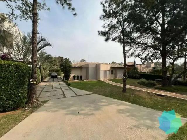 Casa / Sobrado para Locação em Salto/SP Condomínio Monte Belo 4 Quartos