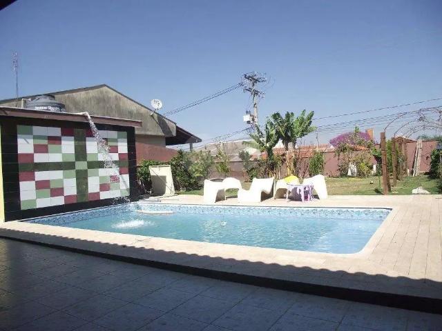 Casa / Sobrado para Locação em Salto/SP Jardim Celani 3 Quartos