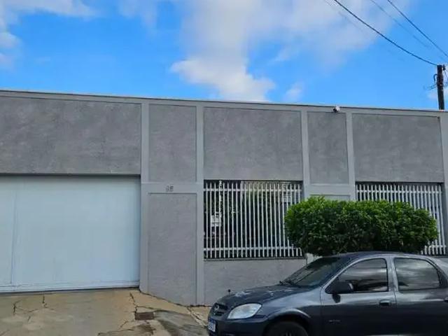 Casa / Sobrado para Locação em Salto/SP Jardim Bandeirantes 3 Quartos