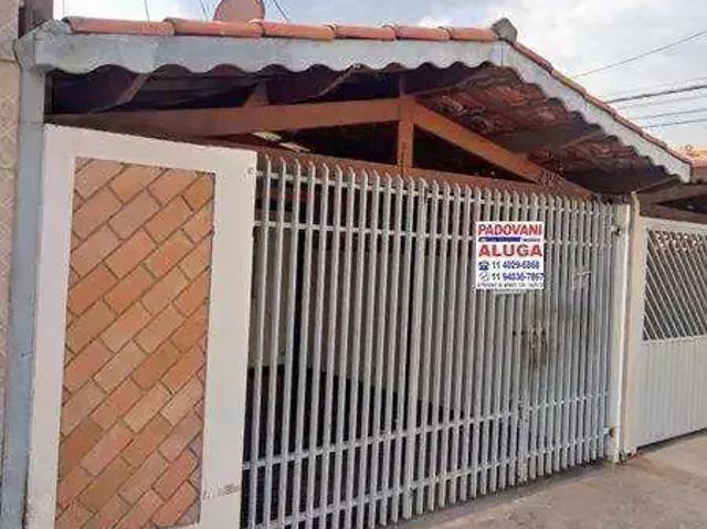 Casa / Sobrado para Locação em Salto/SP Jardim Marília 3 Quartos