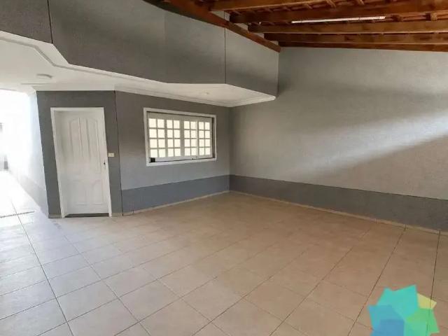 Casa / Sobrado para Locação em Salto/SP Loteamento Terras de São Pedro e São Paulo 3 Quartos