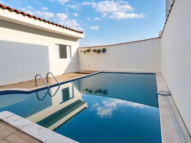 Casa / Sobrado para Locação em Salto/SP Residencial Costa das Areias II 4 Quartos