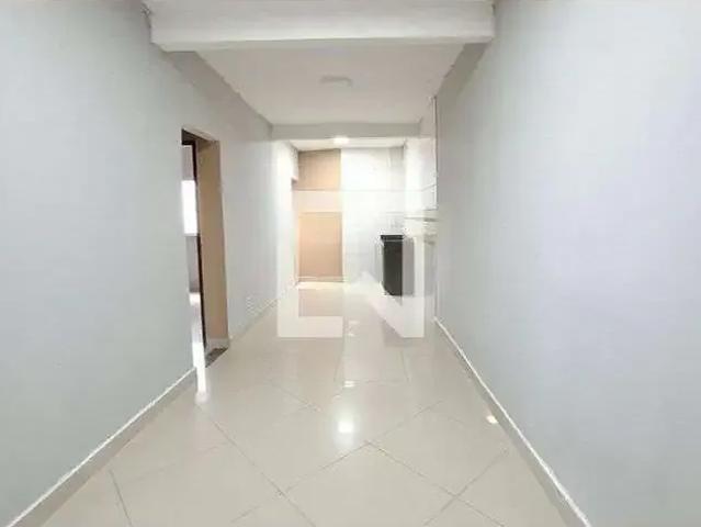 Casa / Sobrado para Locação em Salvador/BA Vila Laura 2 Quartos