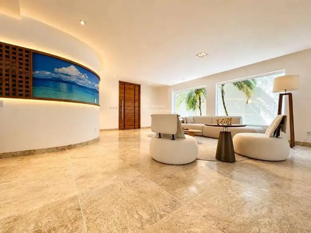 Casa / Sobrado para Locação em Salvador/BA Alphaville I 4 Quartos