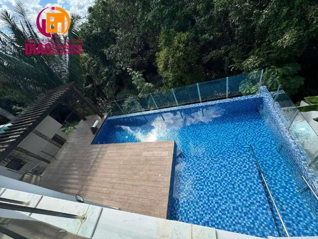 Casa / Sobrado para Locação em Salvador/BA Alphaville I 5 Quartos