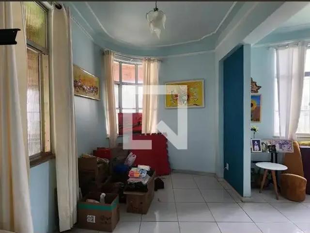 Casa / Sobrado para Locação em Salvador/BA Barbalho 6 Quartos