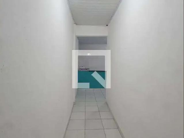 Casa / Sobrado para Locação em Salvador/BA Boca do Rio 2 Quartos