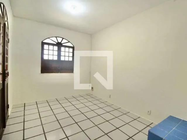 Casa / Sobrado para Locação em Salvador/BA Boca do Rio 3 Quartos