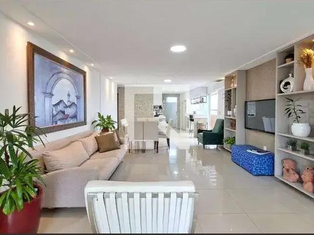 Casa / Sobrado para Locação em Salvador/BA Brotas 4 Quartos
