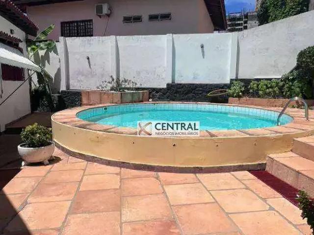 Casa / Sobrado para Locação em Salvador/BA Caminho das Árvores 5 Quartos