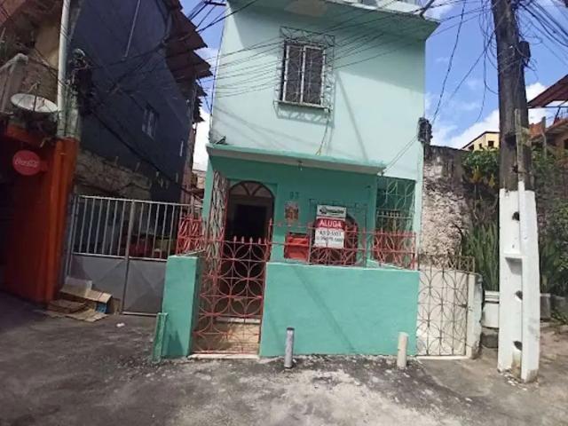 Casa / Sobrado para Locação em Salvador/BA Caminho de Areia 2 Quartos