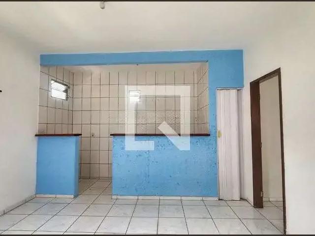 Casa / Sobrado para Locação em Salvador/BA Cidade Nova 1 Quartos