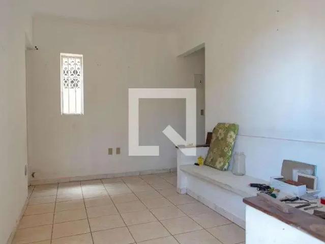 Casa / Sobrado para Locação em Salvador/BA Itapuã 5 Quartos