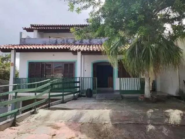 Casa / Sobrado para Locação em Salvador/BA Itapuã 7 Quartos