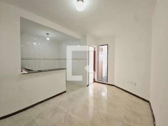 Casa / Sobrado para Locação em Salvador/BA Itapuã 1 Quartos