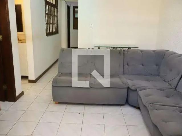 Casa / Sobrado para Locação em Salvador/BA Itapuã 2 Quartos