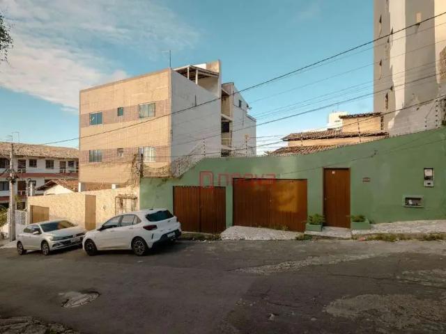 Casa / Sobrado para Locação em Salvador/BA Itapuã 2 Quartos
