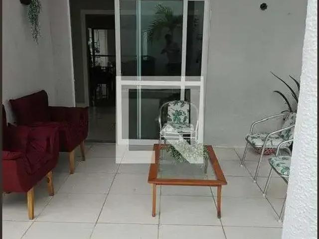 Casa / Sobrado para Locação em Salvador/BA Itapuã 3 Quartos