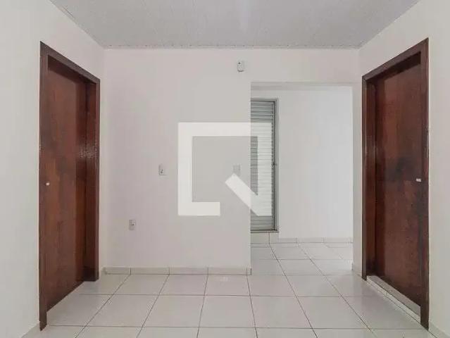 Casa / Sobrado para Locação em Salvador/BA Lapinha 2 Quartos