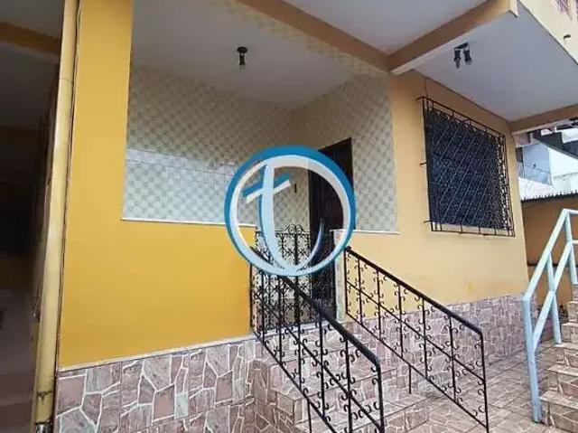 Casa / Sobrado para Locação em Salvador/BA Matatu 4 Quartos