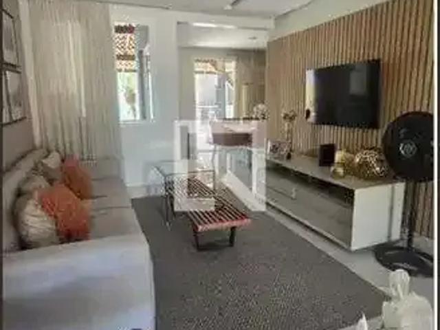 Casa / Sobrado para Locação em Salvador/BA Piatã 4 Quartos