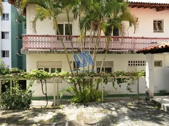 Casa / Sobrado para Locação em Salvador/BA Pituba 5 Quartos