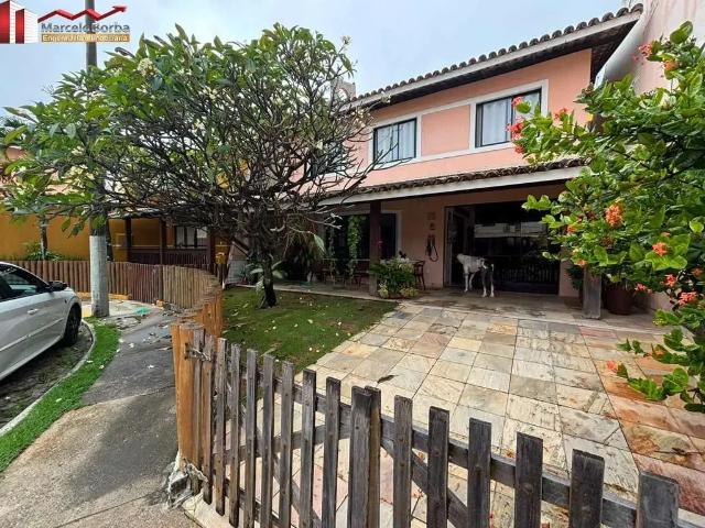Casa / Sobrado para Locação em Salvador/BA Praia do Flamengo 4 Quartos