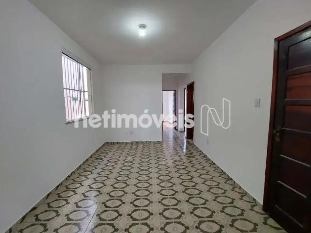 Casa / Sobrado para Locação em Salvador/BA São Caetano 3 Quartos