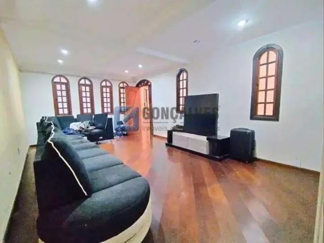 Casa / Sobrado para Locação em Santo André/SP Vila Alzira 3 Quartos