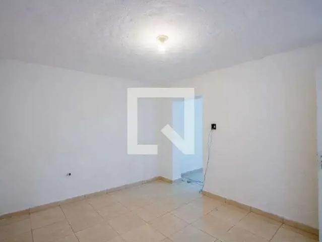 Casa / Sobrado para Locação em Santo André/SP Vila Apiaí 1 Quartos