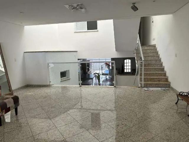 Casa / Sobrado para Locação em Santo André/SP Vila Bastos 4 Quartos