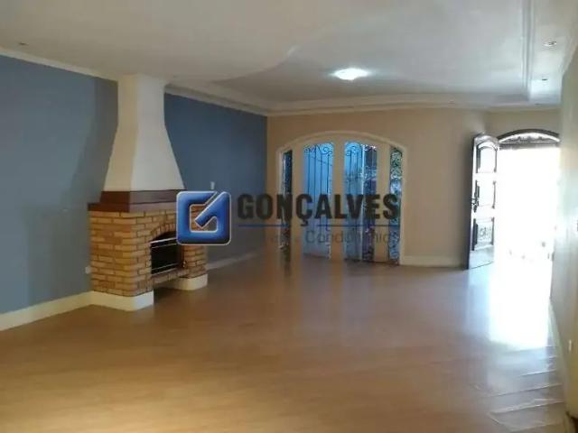 Casa / Sobrado para Locação em Santo André/SP Vila Curuçá 5 Quartos