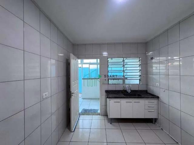 Casa / Sobrado para Locação em Santo André/SP Vila Cláudio 1 Quartos