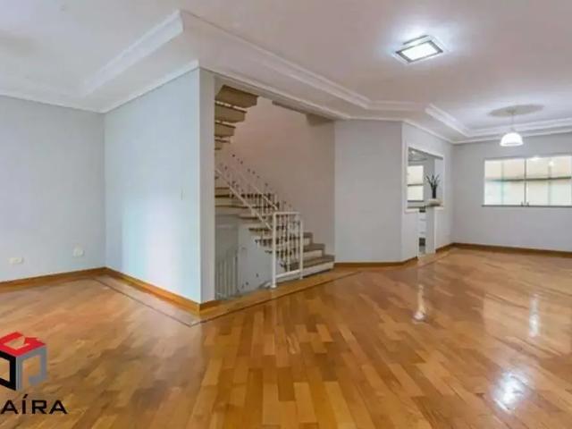 Casa / Sobrado para Locação em Santo André/SP Vila Gilda 3 Quartos