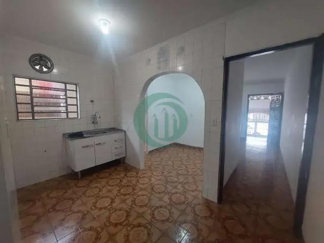 Casa / Sobrado para Locação em Santo André/SP Vila Luzita 2 Quartos